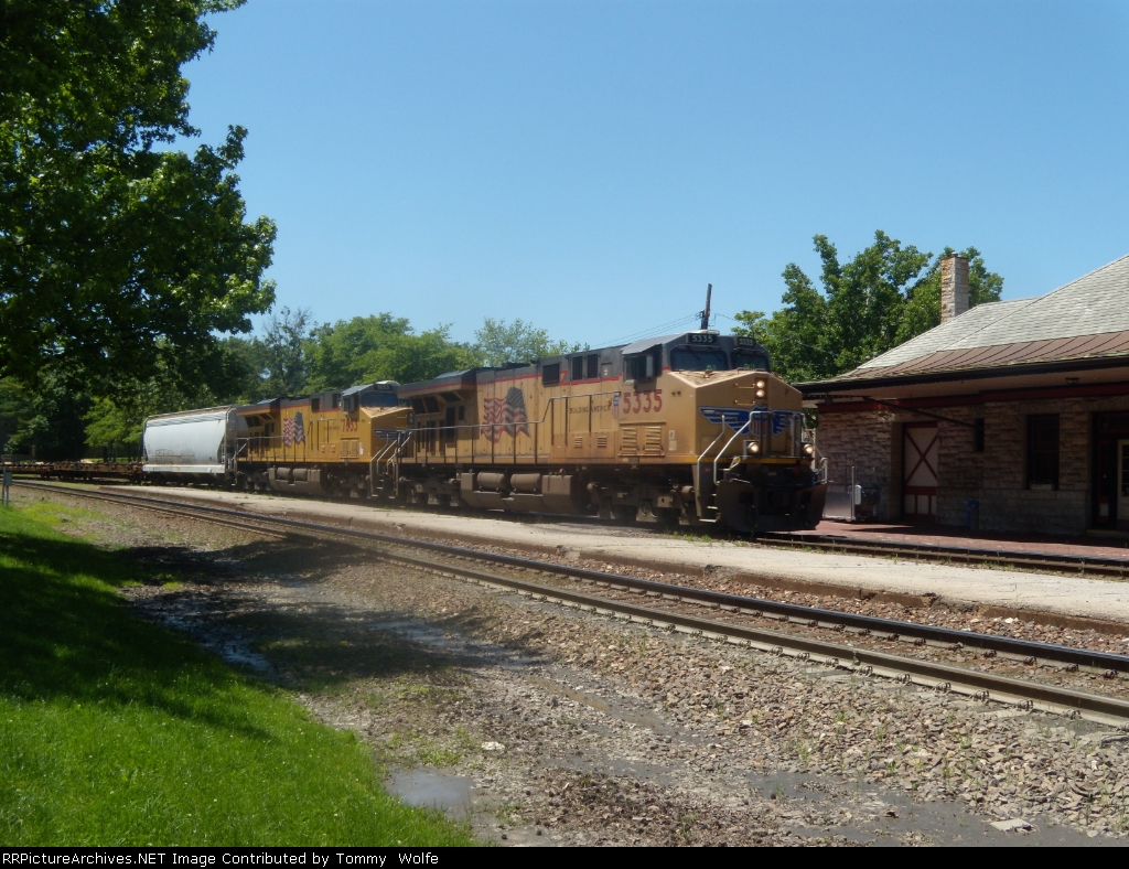 UP 5335 leads a flatcar special at Kirkwood